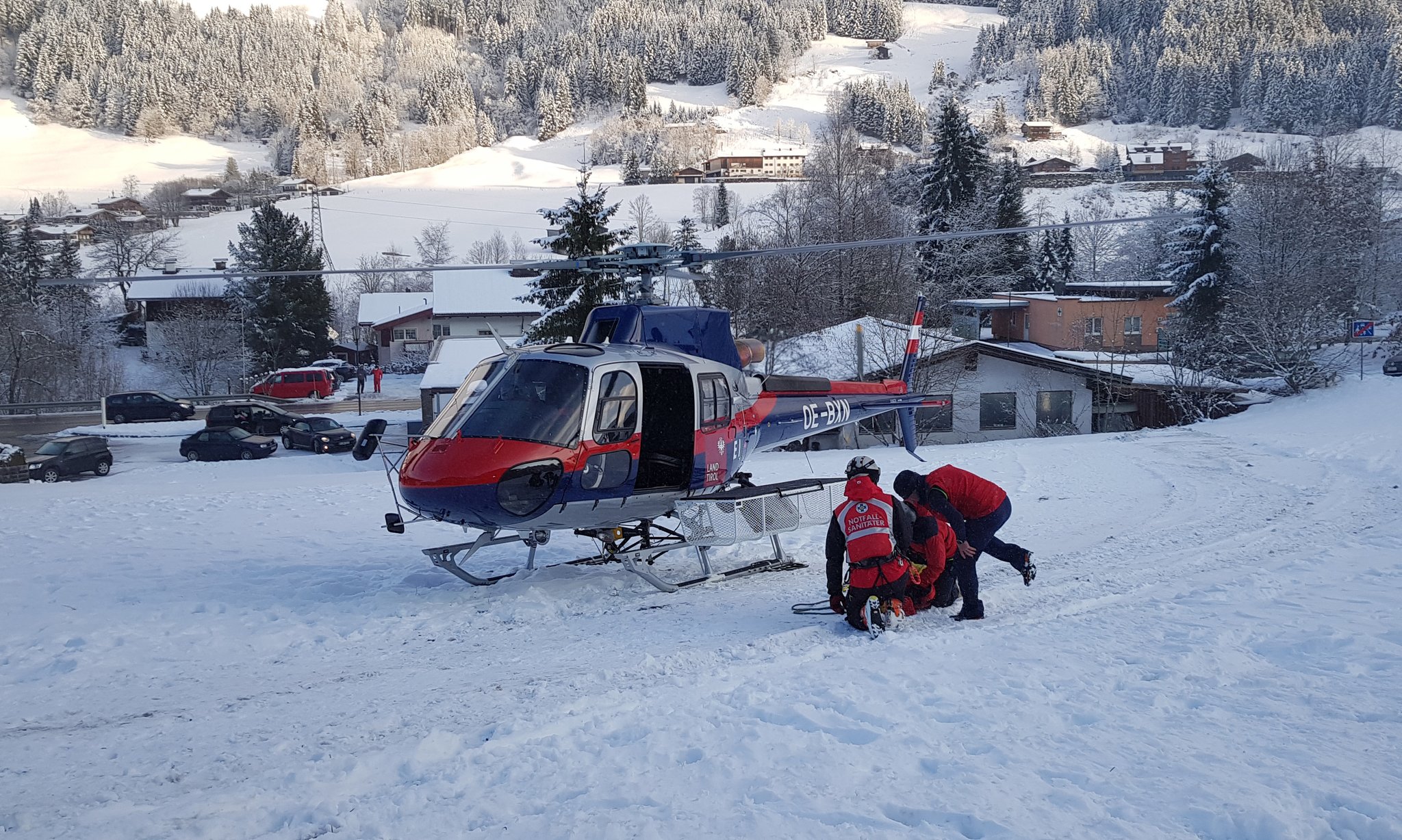 Bergrettung Jochberg: Drei Skifahrer aus unwegsamen Gelände geborgen ...