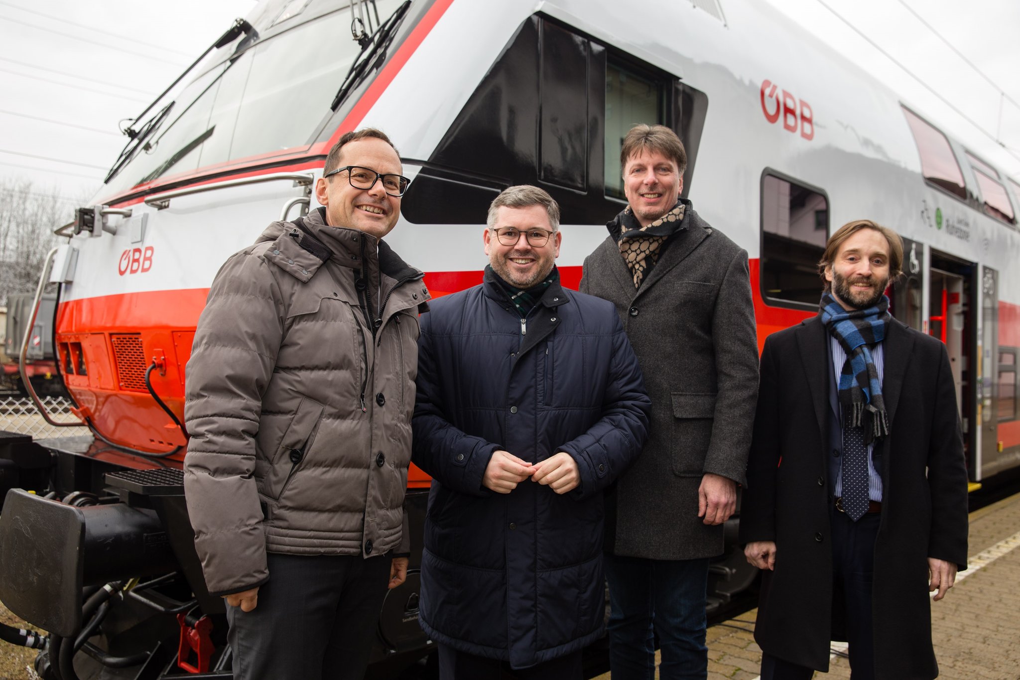 ÖBB: Moderner Doppelstock im Cityjet-Design - Tulln