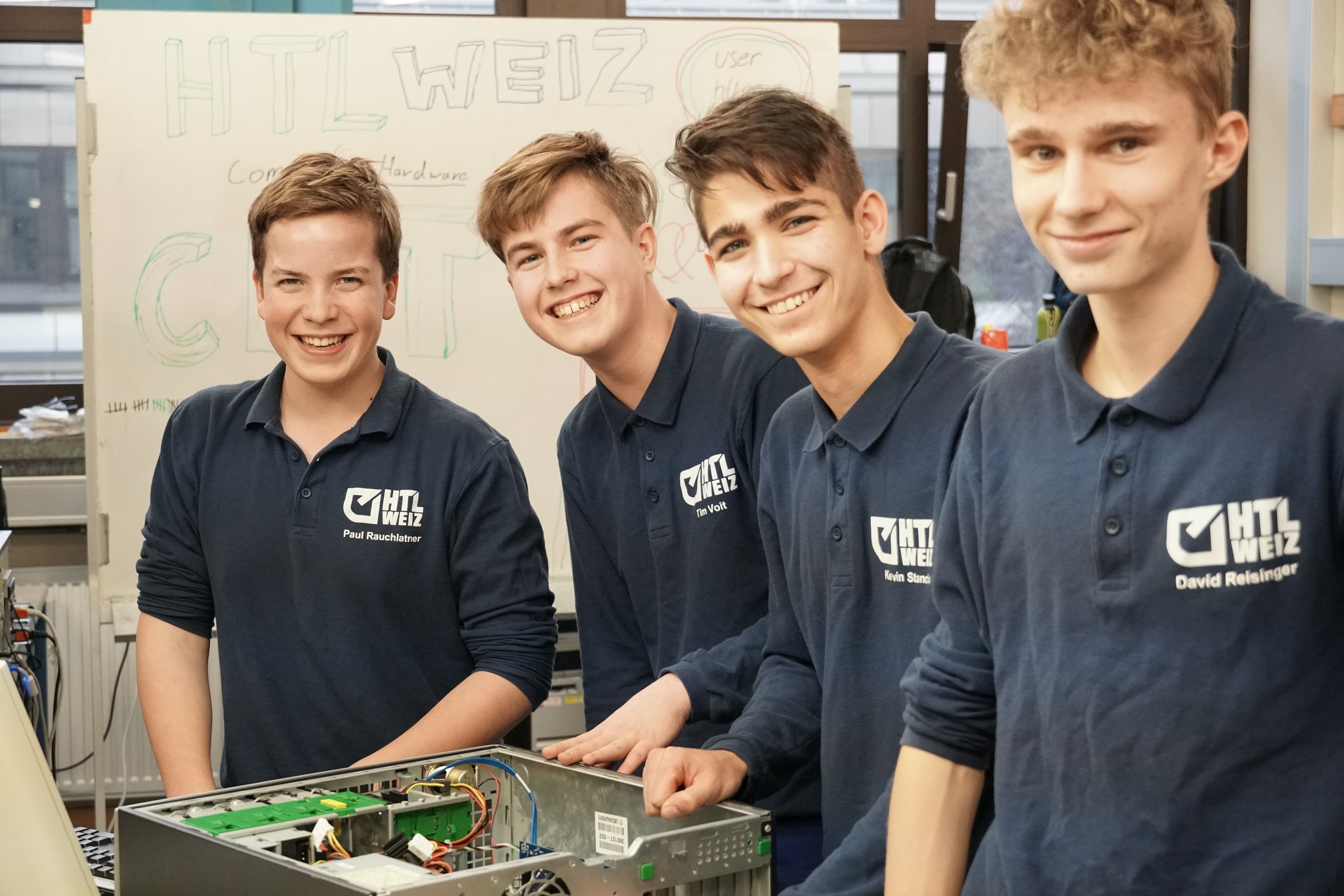 HTL Weiz: E-Go-Kart, Roboter und mehr am Tag der offenen Tür - Weiz