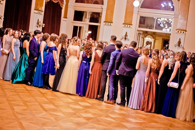 Maturaball 2020: Maturaball der HTL1 für Bau und Design in Bildern - Linz