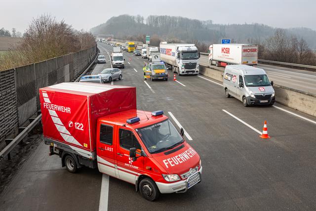 Unfall auf A1: Schwerer Lkw-Unfall zwischen Abfahrt Asten und Ansfelden ...