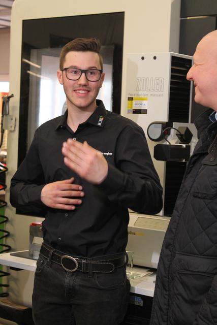 Lehre: Lehrling des Monats: Simon Peer - Schwaz