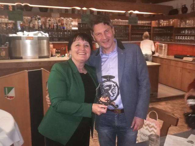 Ortsparteitag in Niederwölz: Bürgermeister Albert Brunner präsentiert ...