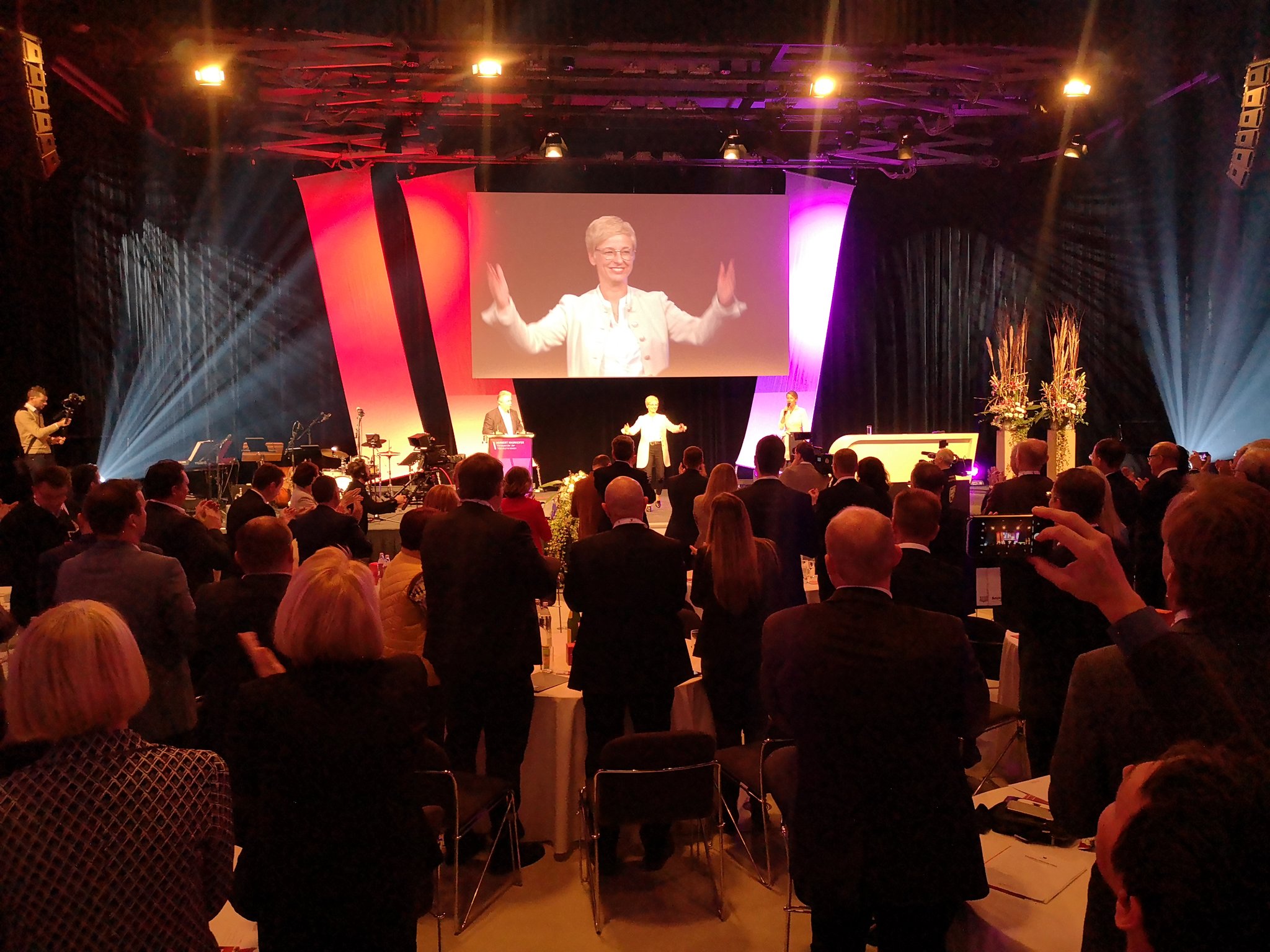 Wirtschaftsbund Wahl: Doris Hummer als WB-Landesobfrau bestätigt ...