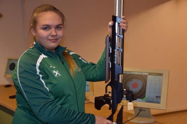 Bundesliga Halbfinale: Victoria Lindner Shooting-Star im Zielsport - Perg