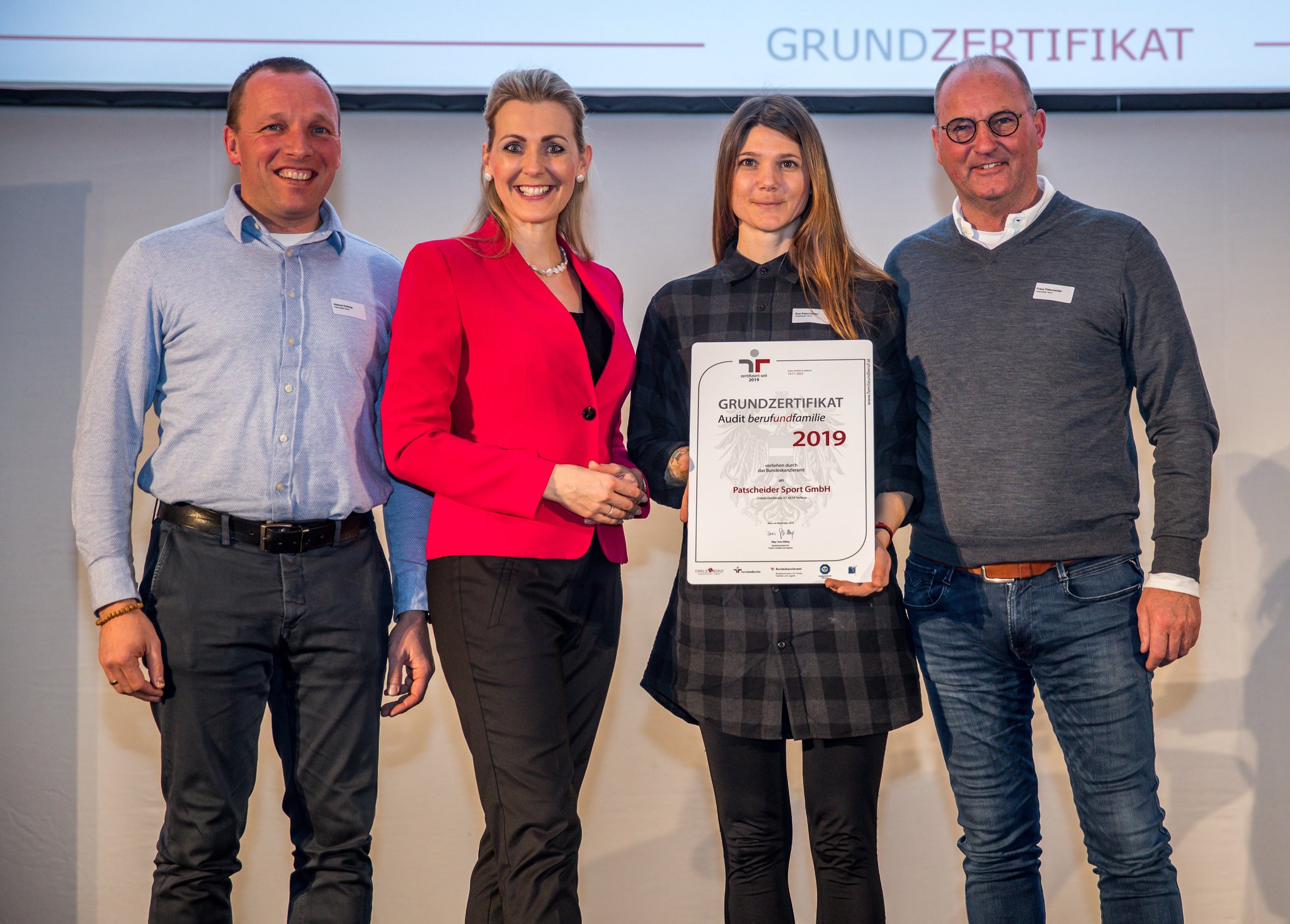 Familienfreundliche Arbeitgeber: Patscheider Sport aus Serfaus erhielt ...