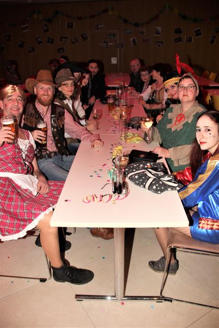 St. Salvator: Wunderbare Masken beim großen Faschingsball - St. Veit