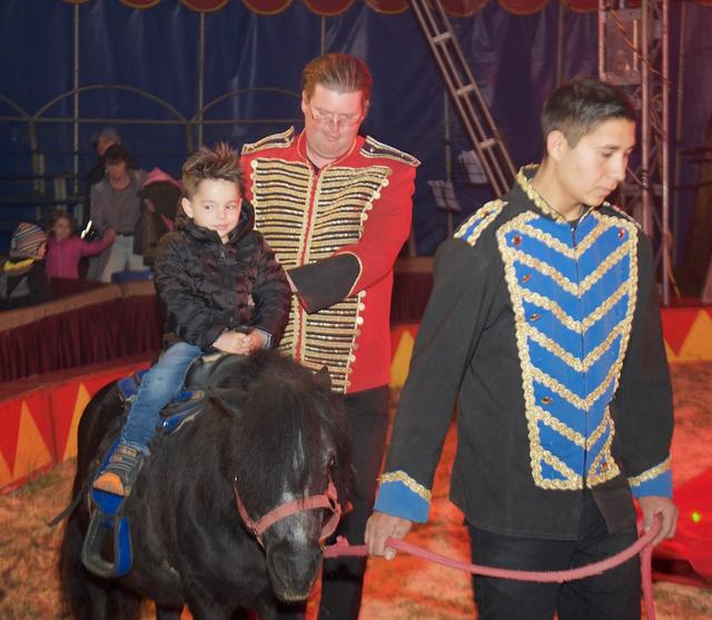 Circus Althoff in Ried: Alt, aber gut - der Circus Althoff - Ried