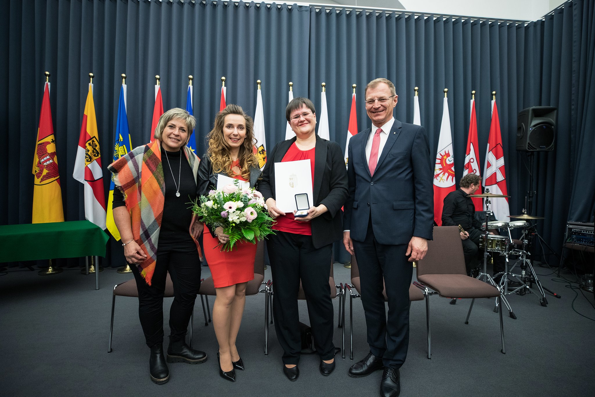 Hervorragende Verdienste: Zwei Lichtenbergerinnen erhielten ...