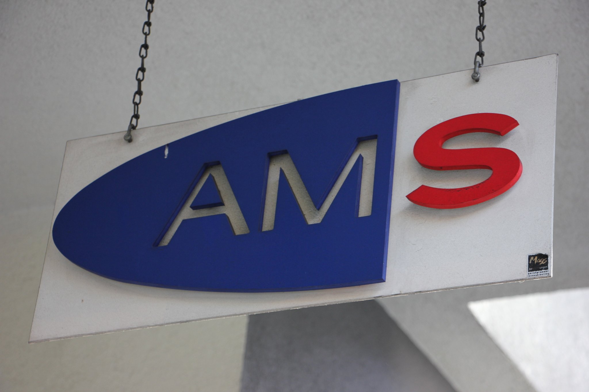 Covid-19 in Tirol: AMS Landeck bittet bei Arbeitslosenmeldung eAMS zu ...