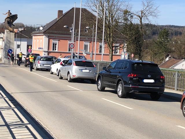 Kontrollen an der Grenze zu Bayern: Eine einseitige Geschichte - Braunau