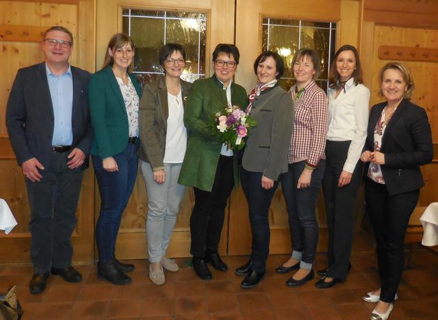 LANDWIRTSCHAFT: Hermine Vater als Windhaager Ortsbäuerin bestätigt ...