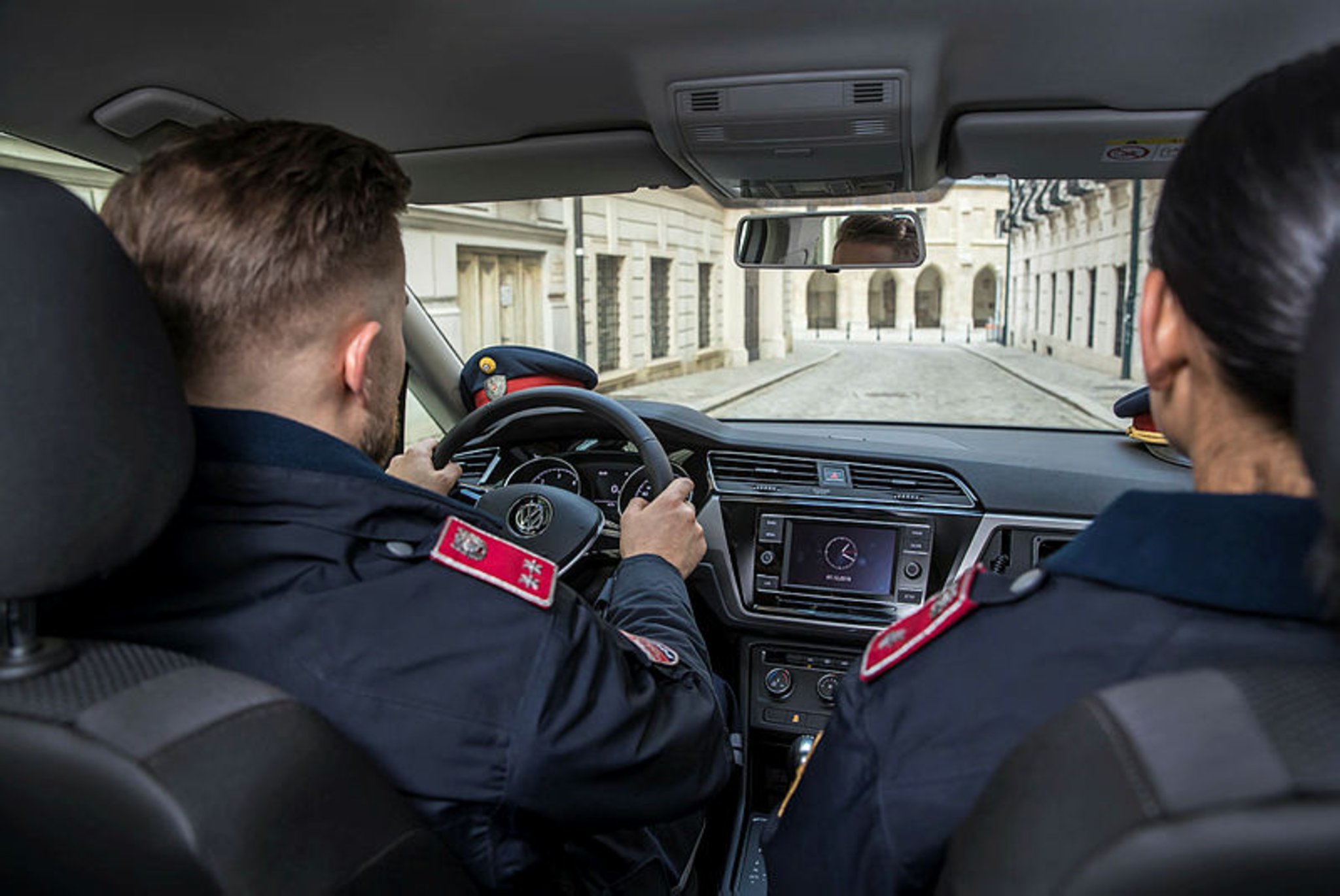 Traun: 17-Jähriger lieferte sich eine Verfolgungsfahrt mit der Polizei ...
