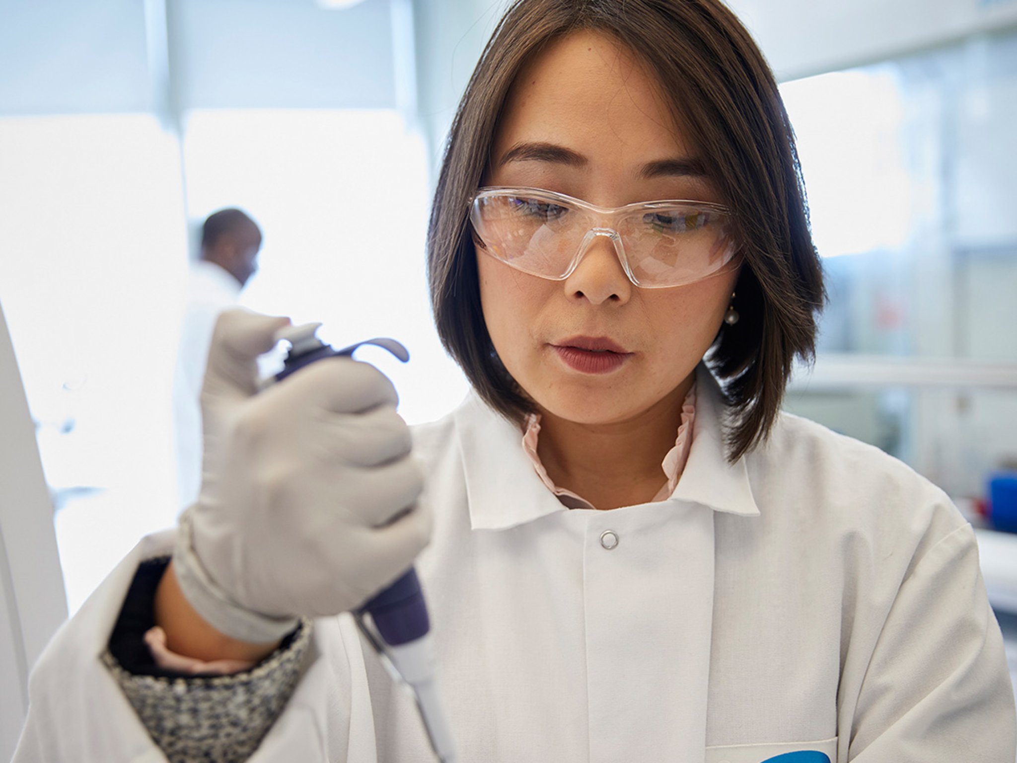 Orth/Donau: Pfizer und BioNtech entwickeln Impfstoff gegen COVID-19 ...