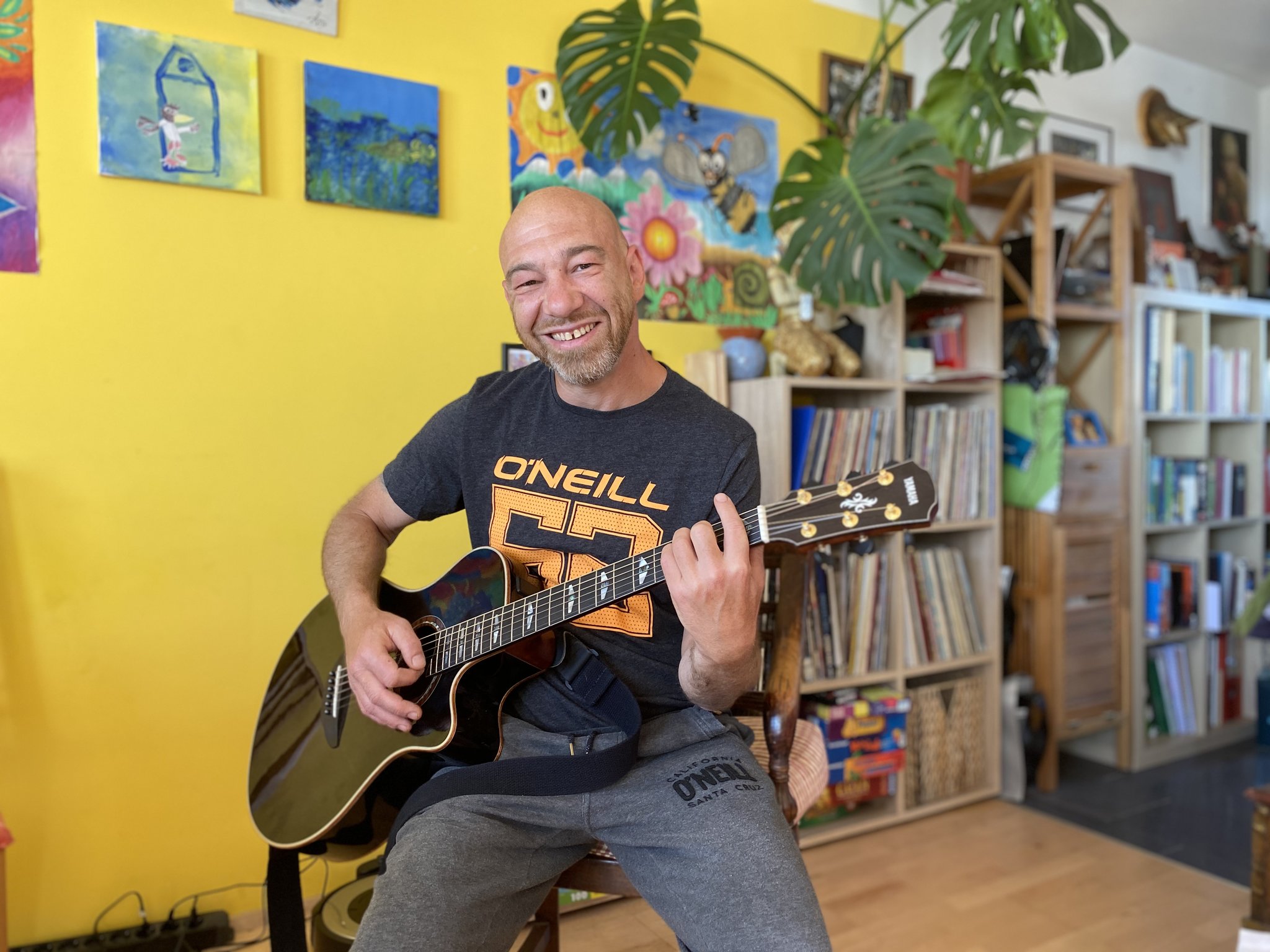 Alkbottle Roman Gregory: Ein Musiker als Gärtner in der Krise - Meidling