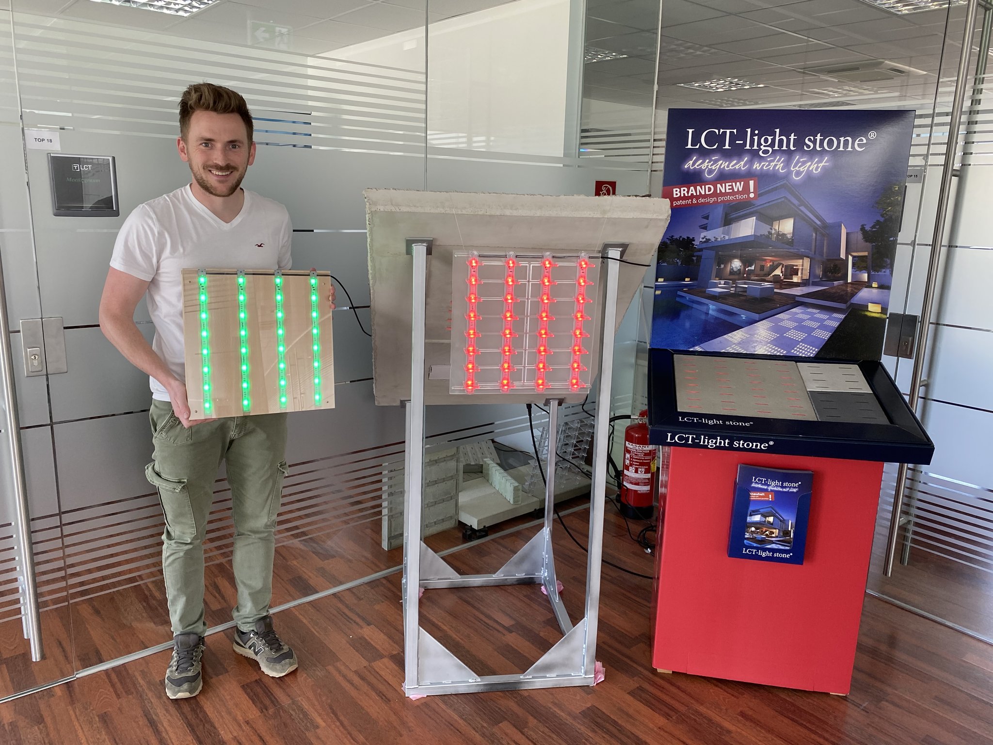 Zugang zu Geschäften mittels Ampelsystem - Weiz