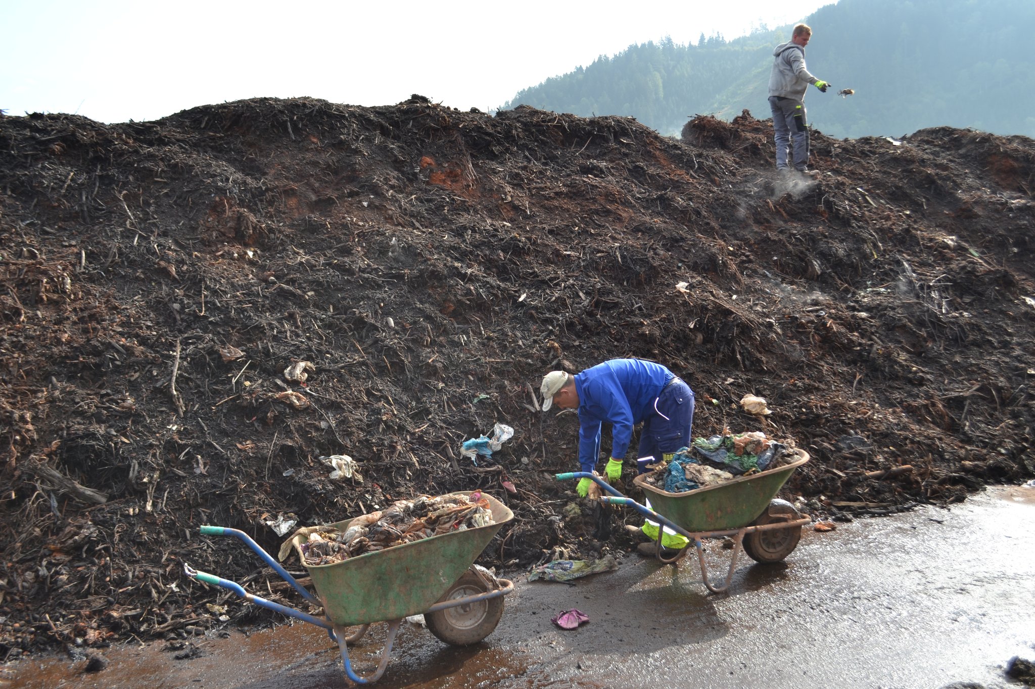 Unsere Erde: Was passiert eigentlich mit unserem Biomüll? - Bruck an ...