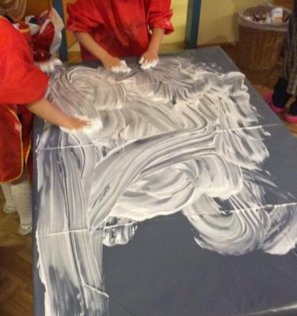 Bastel-Tipp der OÖ Kinderwelt: Rasierschaum malen - Oberösterreich