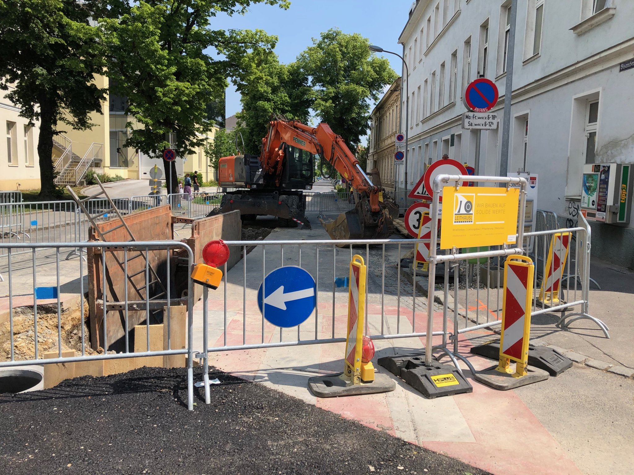 "Wanderbaustelle" in Korneuburg: Sperren in der Bisamberger Straße ...