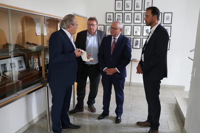 ESKA, Handschuhproduktion: Thalheimer Schutzhandschuhe für die ganze ...