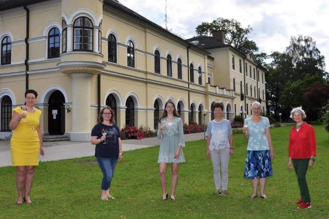 Heimhilfeabschluss: Wilhelmine Steinbacher zu Gast in FS Bergheim ...