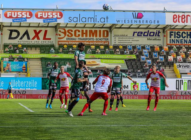 Fußball: SV Ried erkämpft sich gegen FC Liefering noch mit Remis die ...