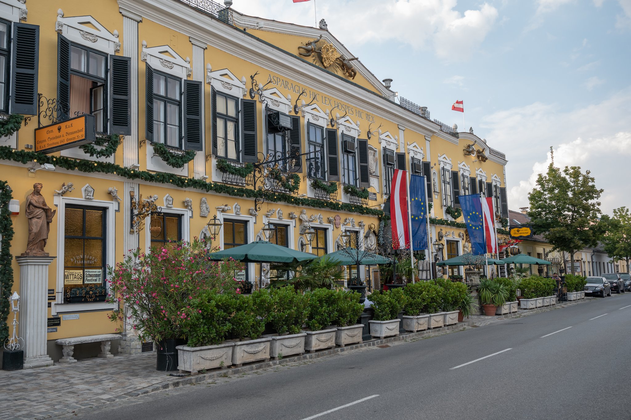 MIDSUMMER NIGHT: James Bond zu Gast im Marchfelderhof