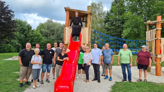 Spielplatzwanderung der Gemeinde Schwarzau am Steinfeld - Neunkirchen