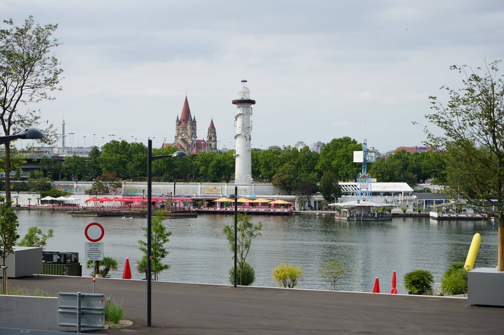 Donaucity: Coppa Beach - Liesing