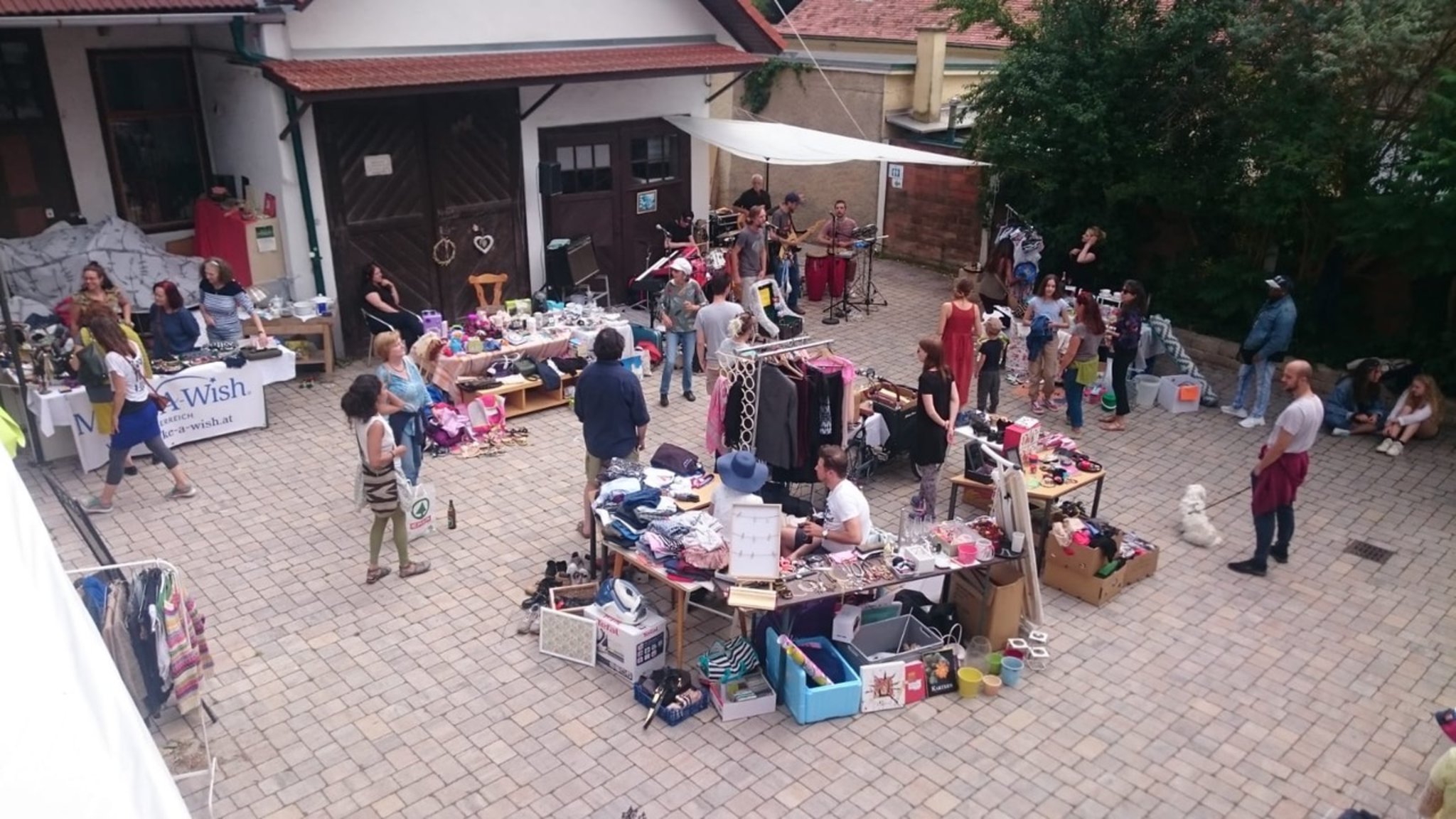 Make-A-Wish: Ein Flohmarkt für den guten Zweck - Graz