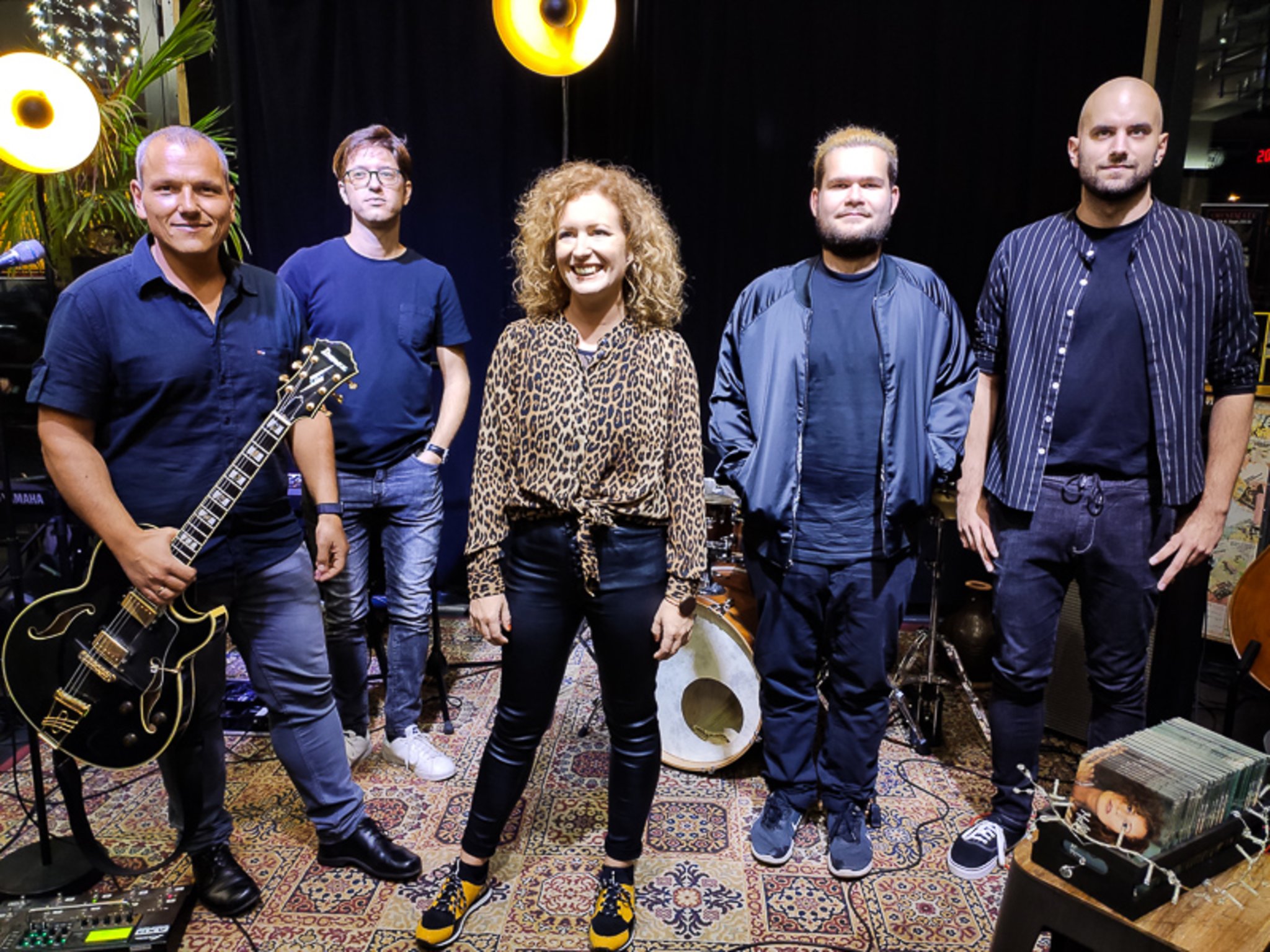 In Neustadts Musikcafé Nr. 1: Mella Fleck mit Band im Stadler - Wiener ...