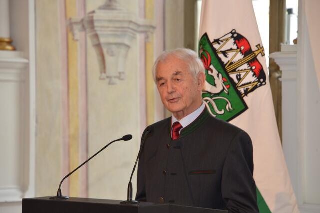 Ehrenring verliehen: Josef Riegler mit Ehrenring des Landes Steiermark ...