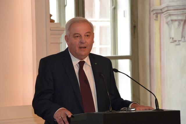 Ehrenring verliehen: Josef Riegler mit Ehrenring des Landes Steiermark ...