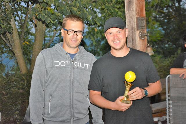 Die Trophäe des Liesingtalcups wandert nach Kraubath - Leoben