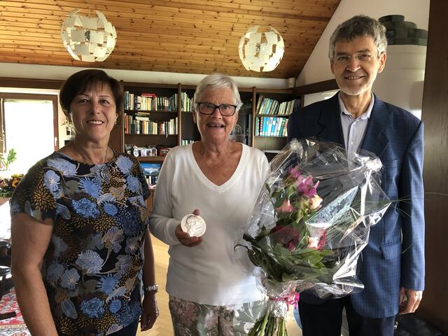 Große Auszeichnung für Vera Bauer vom Singkreis Frauenberg - Leibnitz