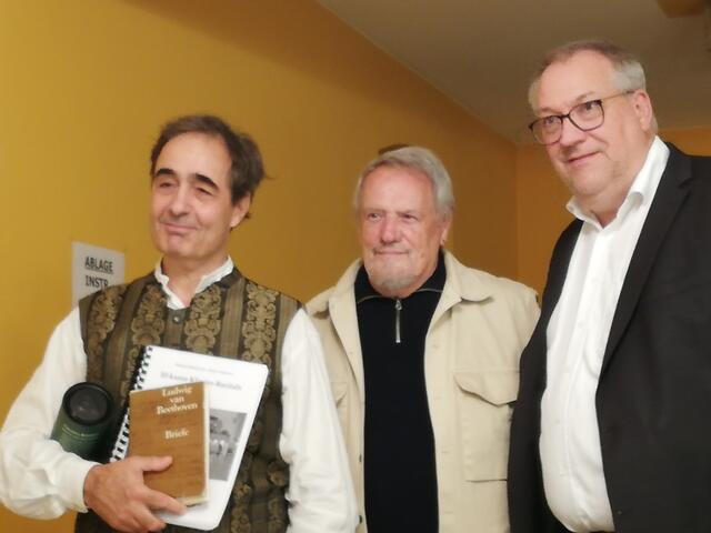 Paul Gulda in der Galerie DÈcole: Paul Gulda zu Besuch in der Galerie ...