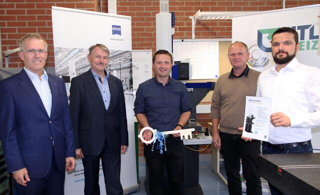 Neues Zeiss-Messgerät für die HTL-Weiz - Weiz