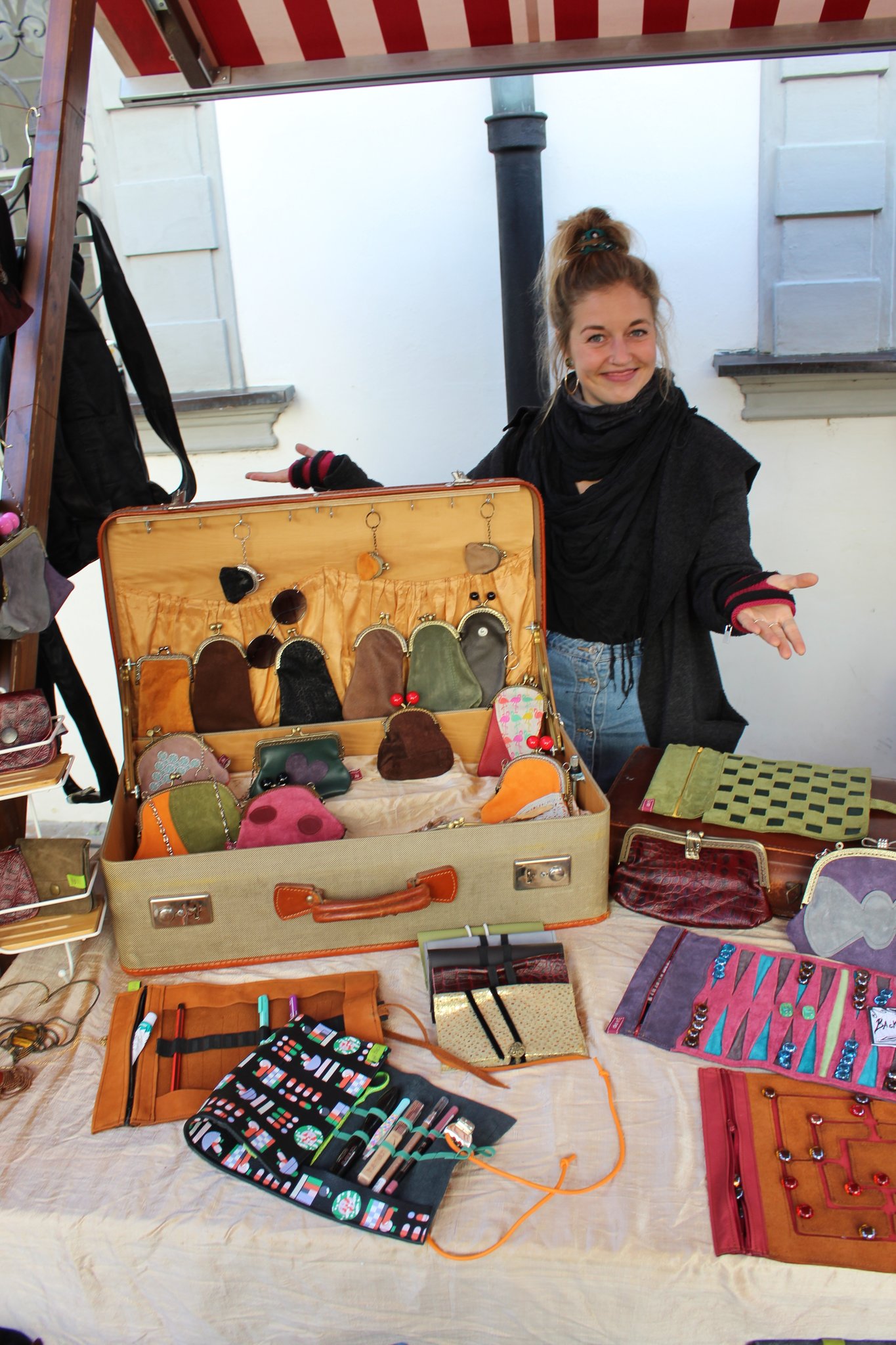 Volles Programm in Hall: Koffermarkt, Livemusik und Kindertheater ...