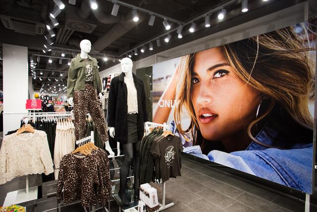 ONLY Flagship-Store im Sillpark - Innsbruck