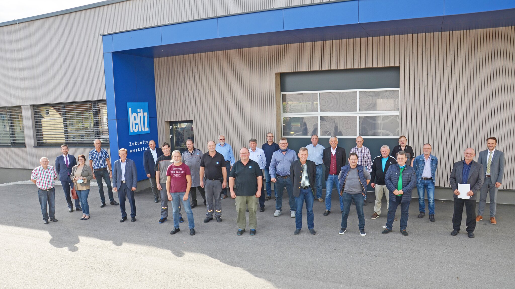 72 Jubilare: Leitz feiert seine treuen Mitarbeiter - Schärding