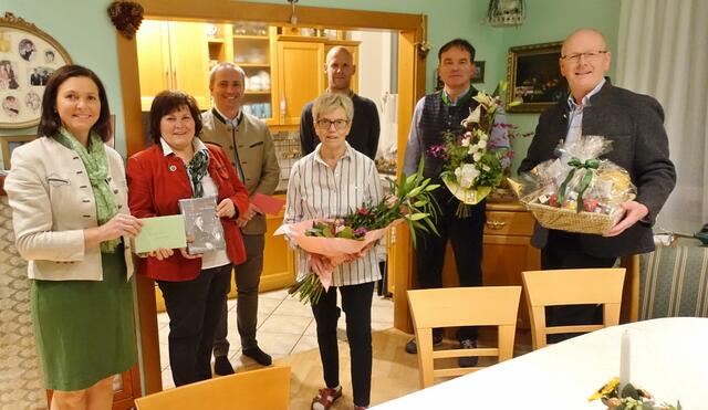 St. Pölten: Luise Egerer feiert 75er - St. Pölten
