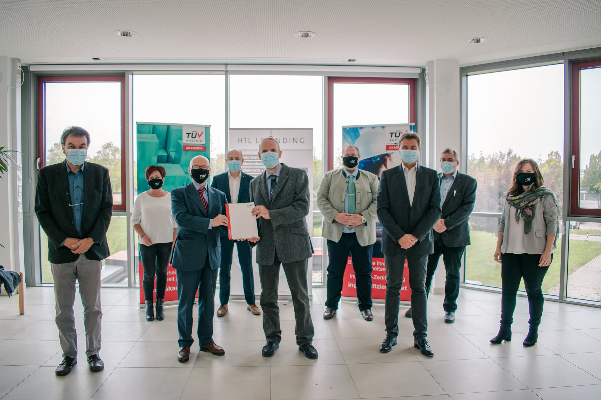 HTL Leonding & TÜV Austria Akademie: Kooperationsvertrag wurde ...