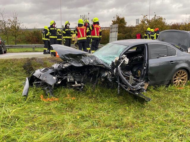 Perg Mitte: Schwerer Verkehrsunfall auf der B3 - Perg