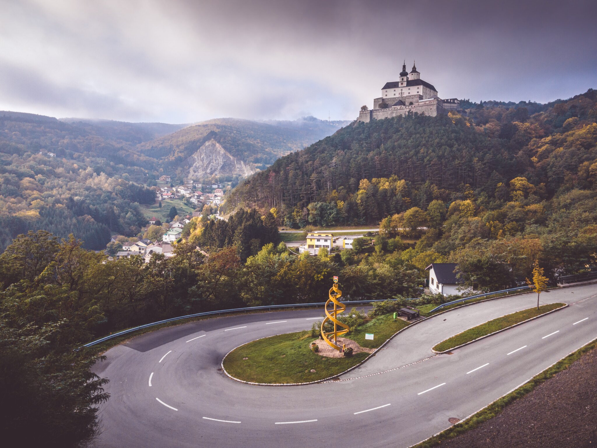 Burg Forchtenstein: Burg Forchtenstein - Mattersburg