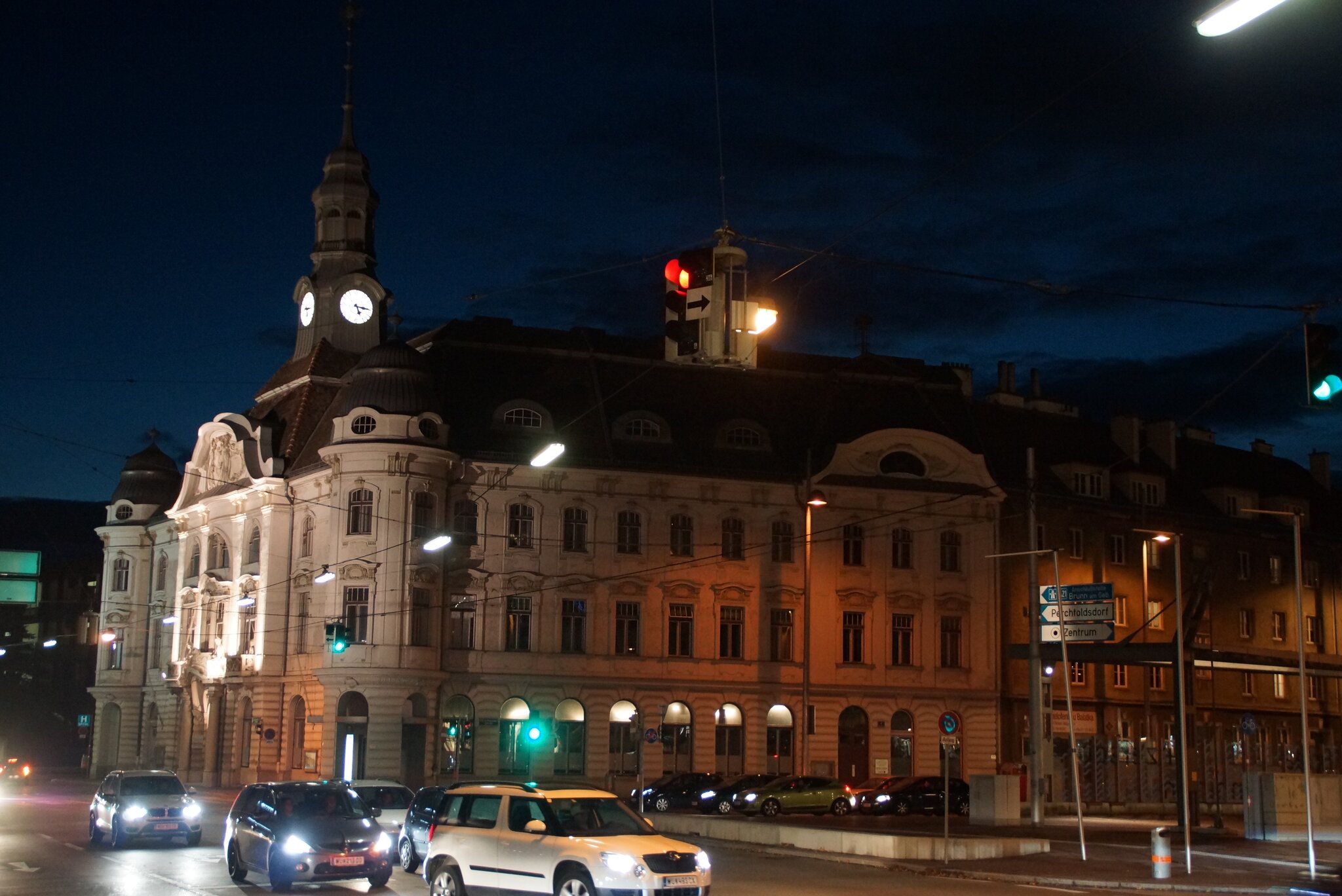 Liesing: Abendliches Amtshaus - Liesing