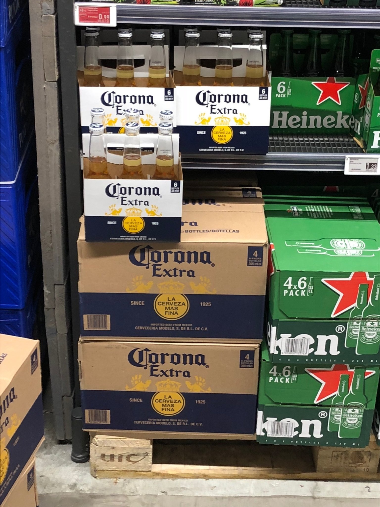 Corona - ein kleines Bier - Wiener Neustadt