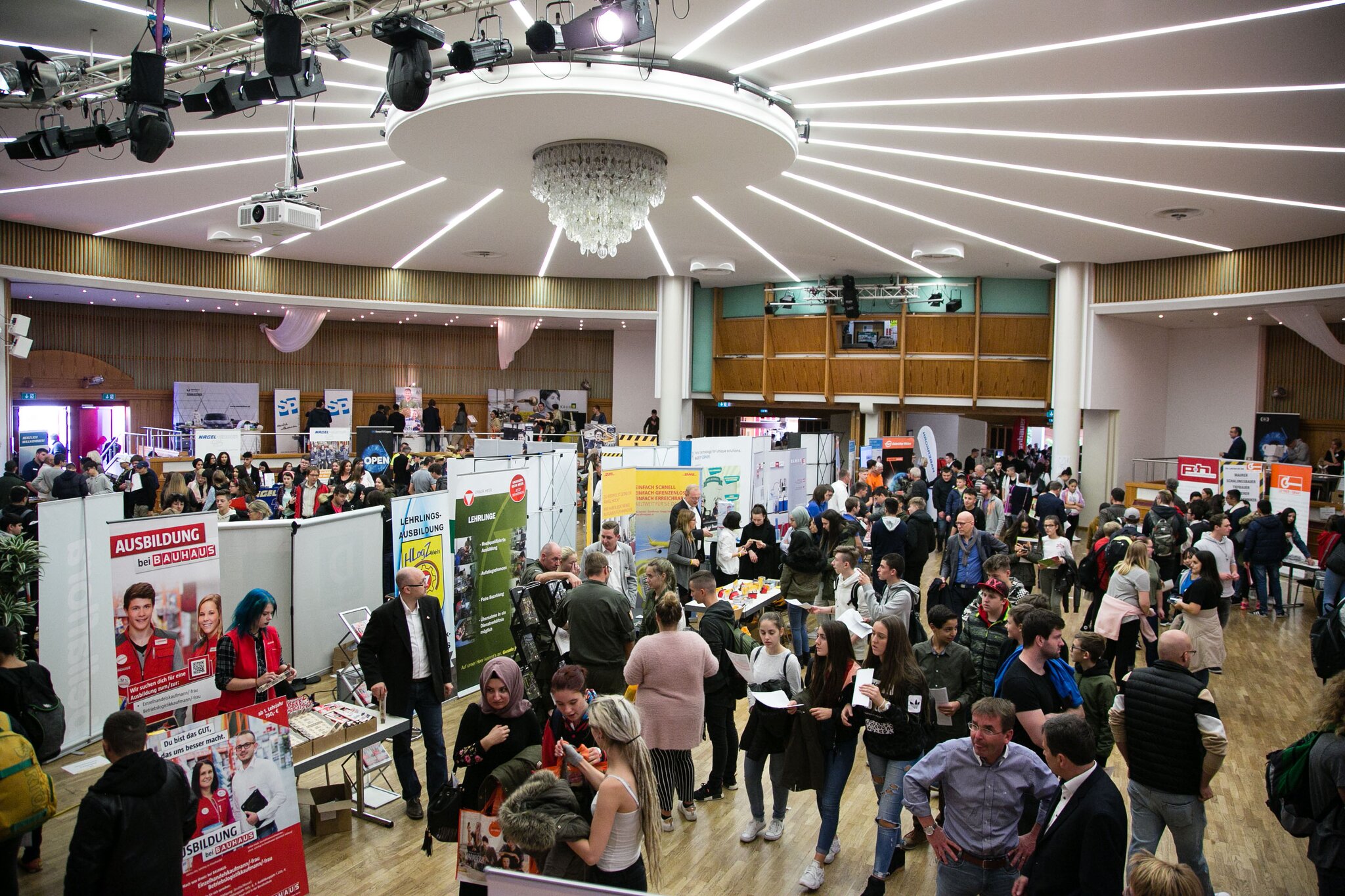 Kreativ in der Corona-Krise: Lehrlingsmesse der WKO Linz-Land fand ...