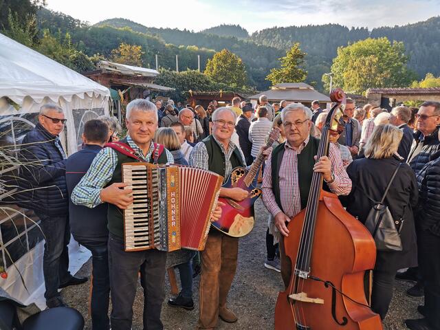 Coronazeit wurde kreativ genutzt: Trio Kaghofer-Angerler bringt 1. CD ...