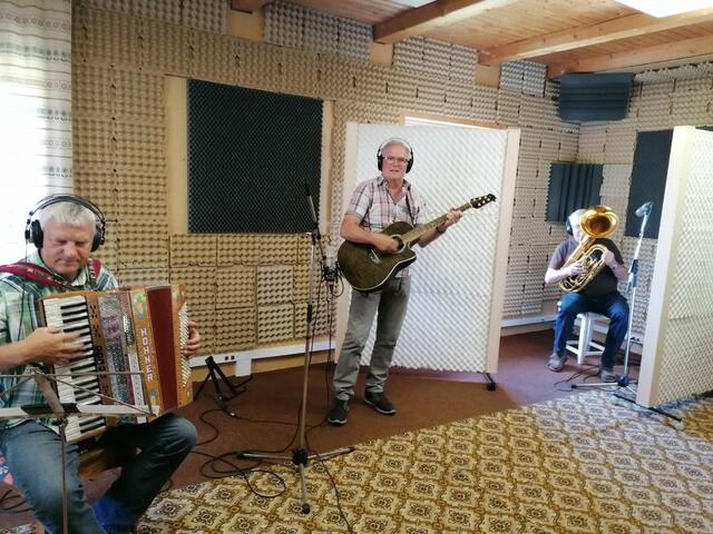 Coronazeit wurde kreativ genutzt: Trio Kaghofer-Angerler bringt 1. CD ...