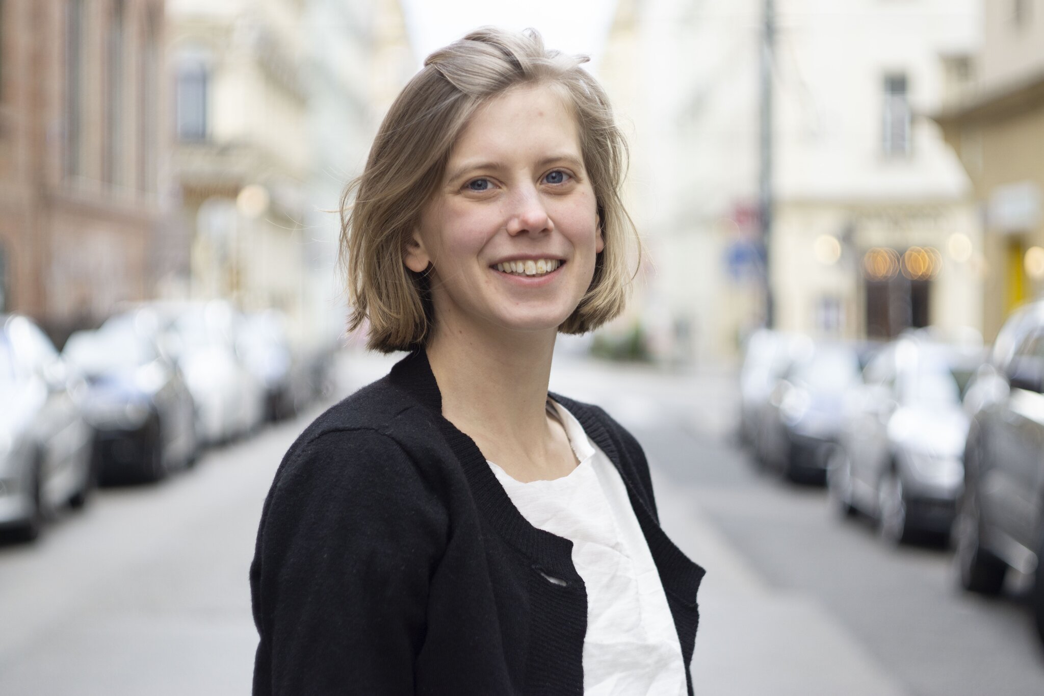 Künstlerportrait Lisa Vesely: Lisa Vesely - geballte Vielseitigkeit ...